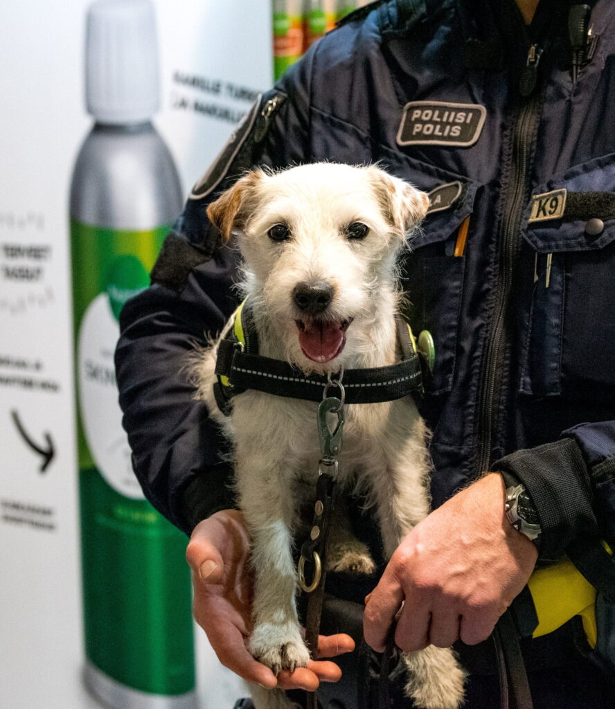 Boost your working dog with the right fatty acids - Nutrolin®